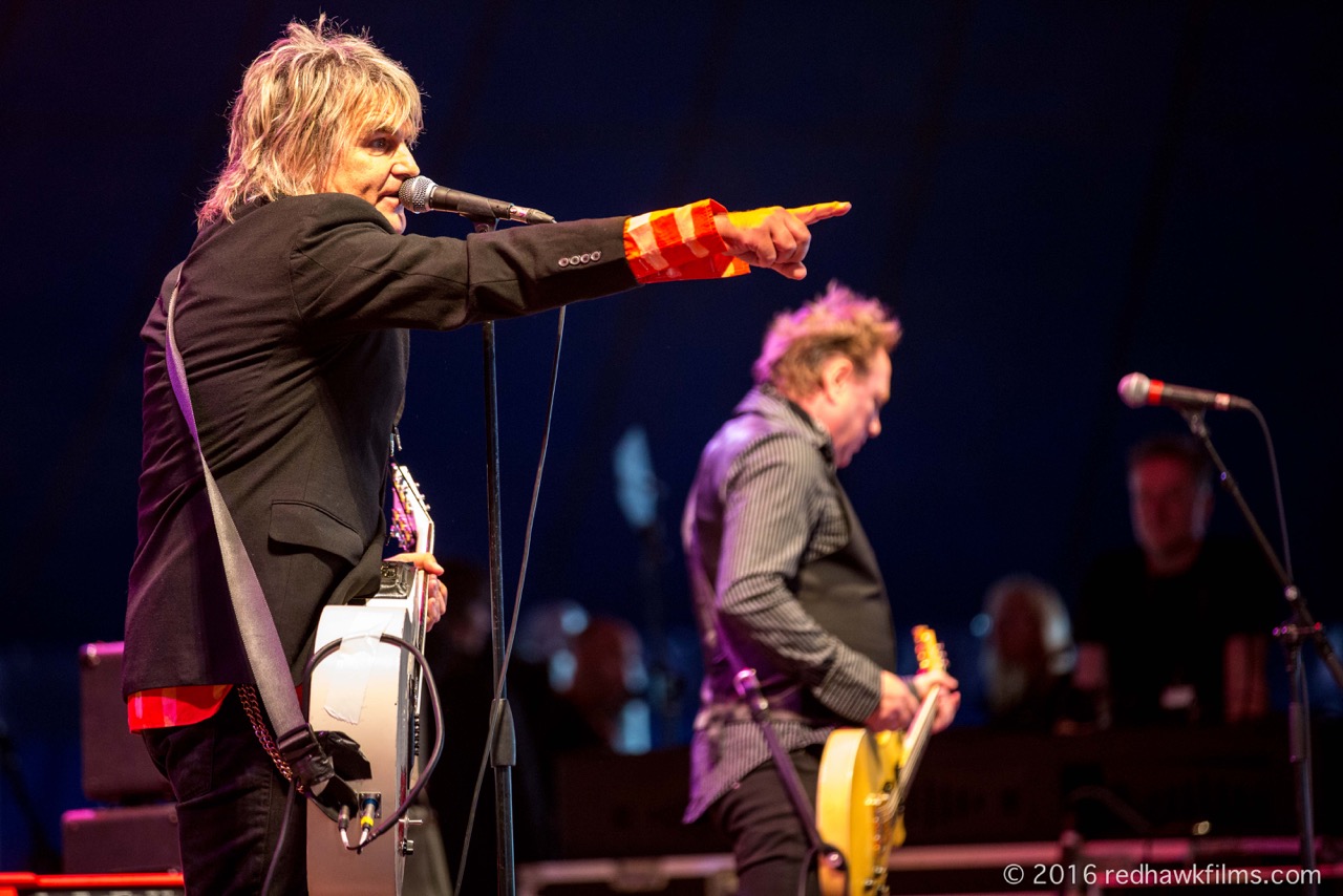 The Alarm Glastonbury Photo Review – The Alarm