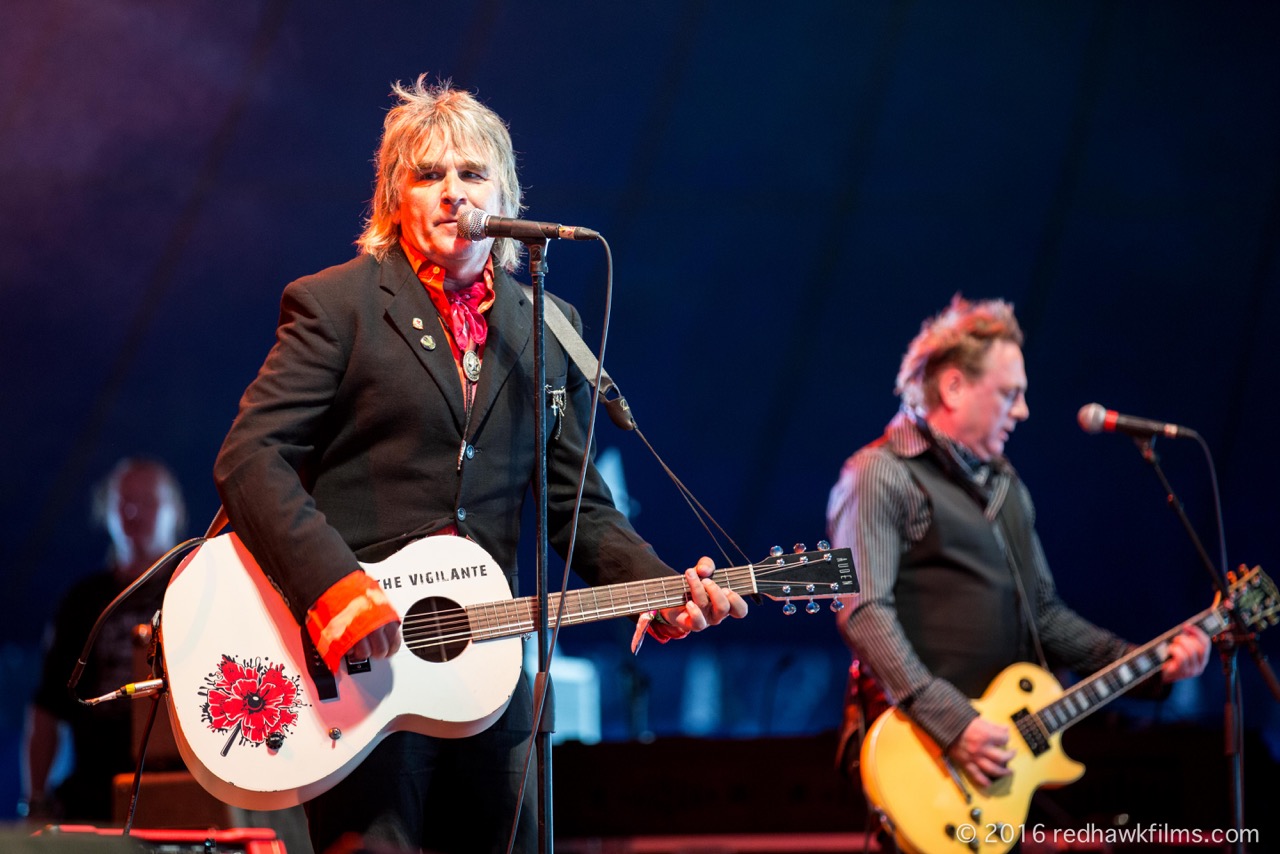 The Alarm Glastonbury Photo Review – The Alarm